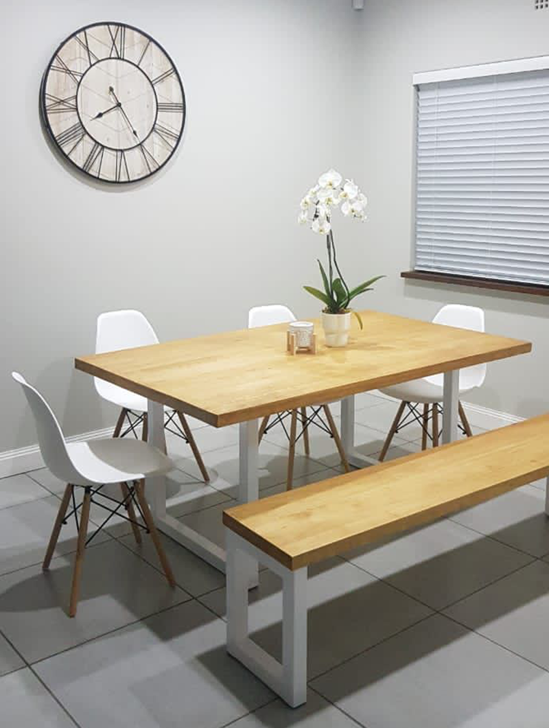 Table 6 seater - Custom Creation Furniture